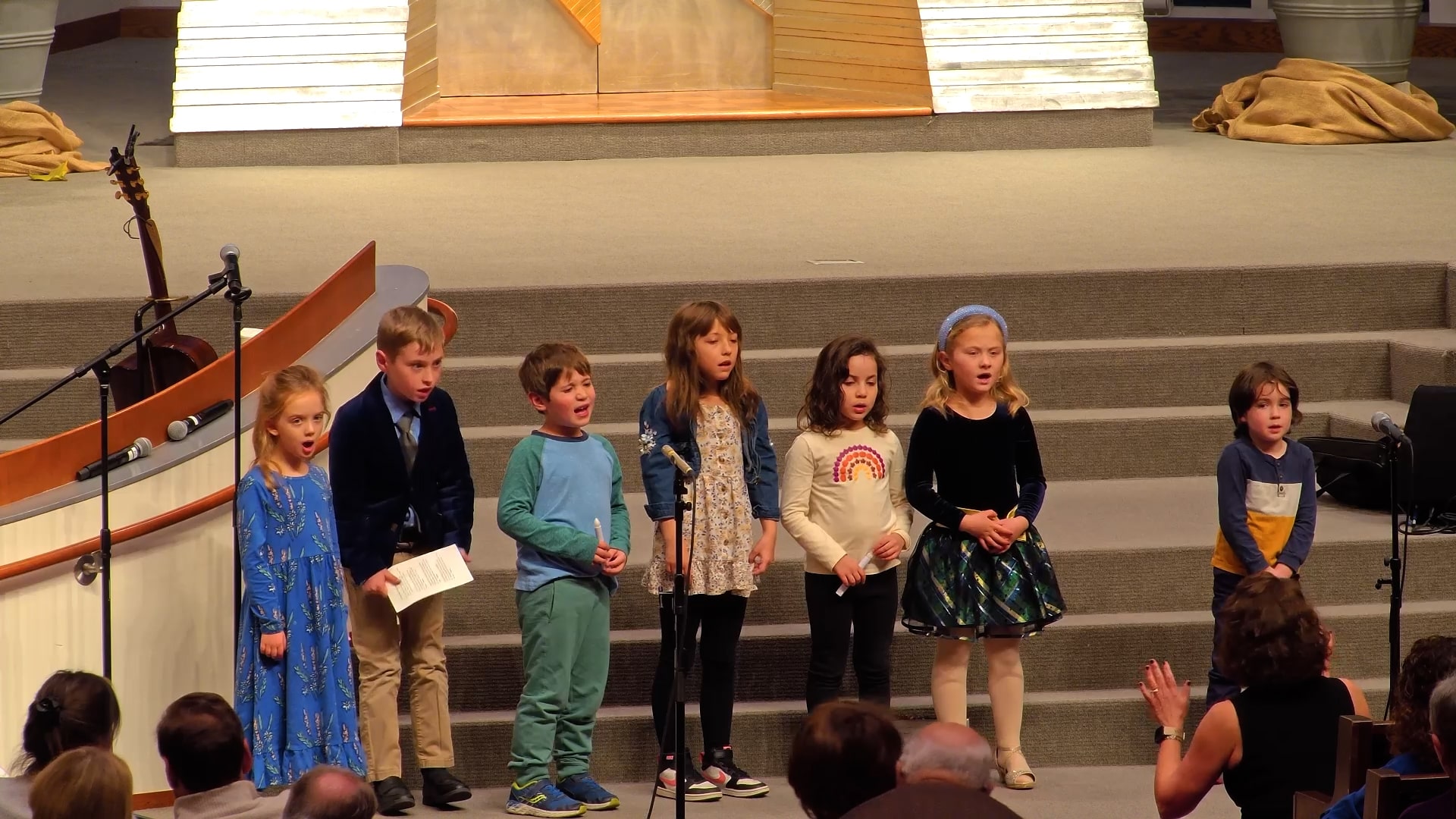 Rock the Riverway performing "Hinei Mah Tov" - Temple Israel of Boston